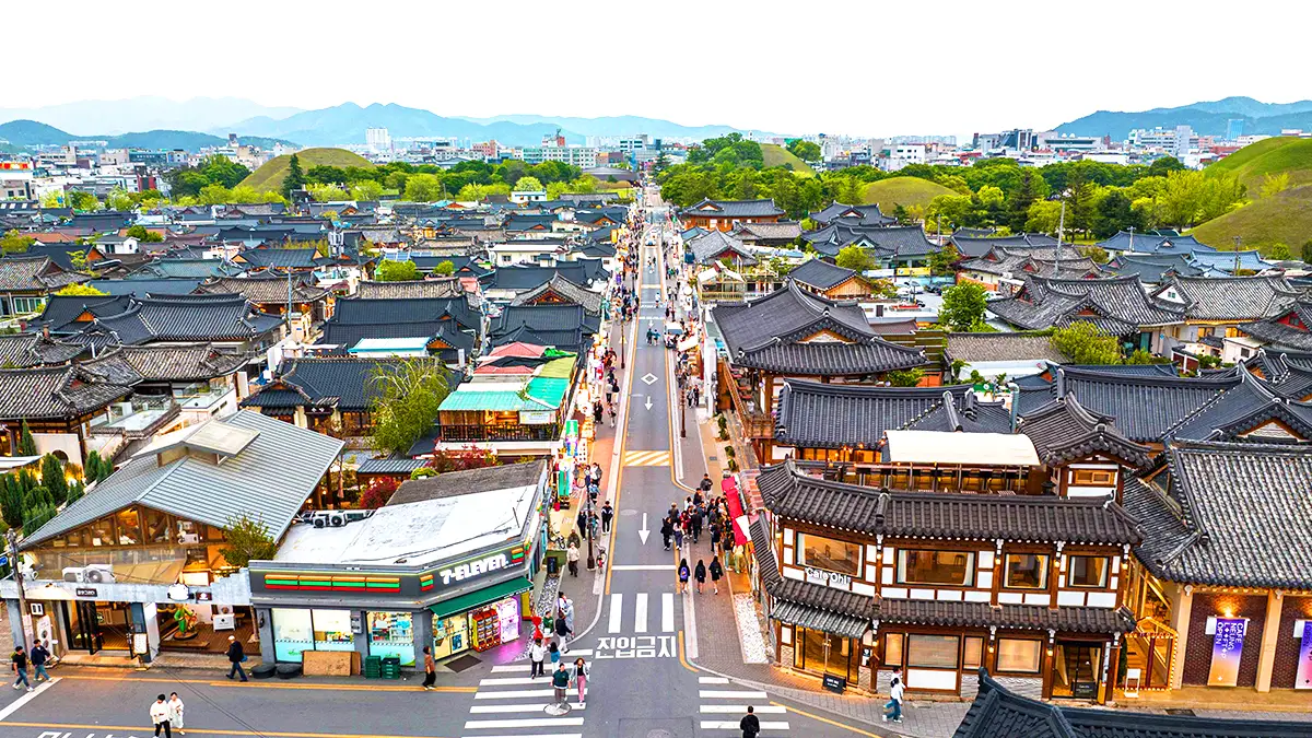 "APEC 끝나고 더 뜨겁다"... 트럼프·백악관 대변인이 다녀간 VIP 여행 코스 - 여행을말하다