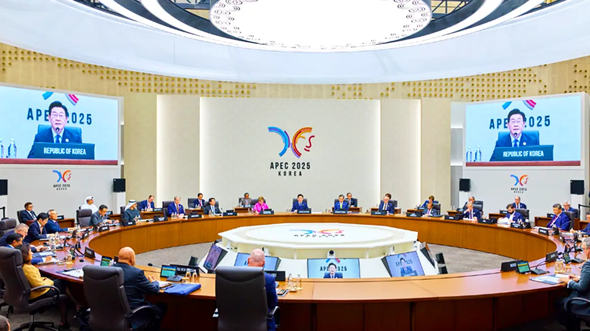 "APEC 끝나고 더 뜨겁다"... 트럼프·백악관 대변인이 다녀간 VIP 여행 코스 - 여행을말하다