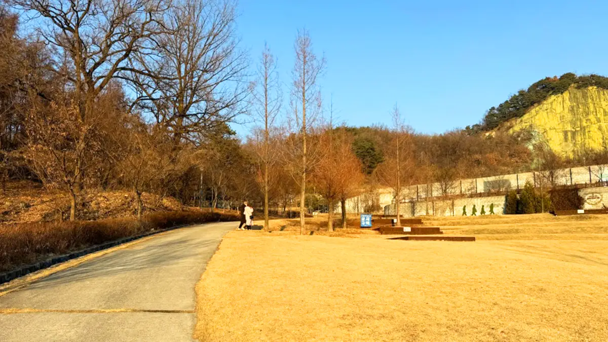 "전망대까지 단 10분이면 오른다고?"... 천년의 유적까지 품은 서울 근교 일출·일몰 명소 - 여행을말하다